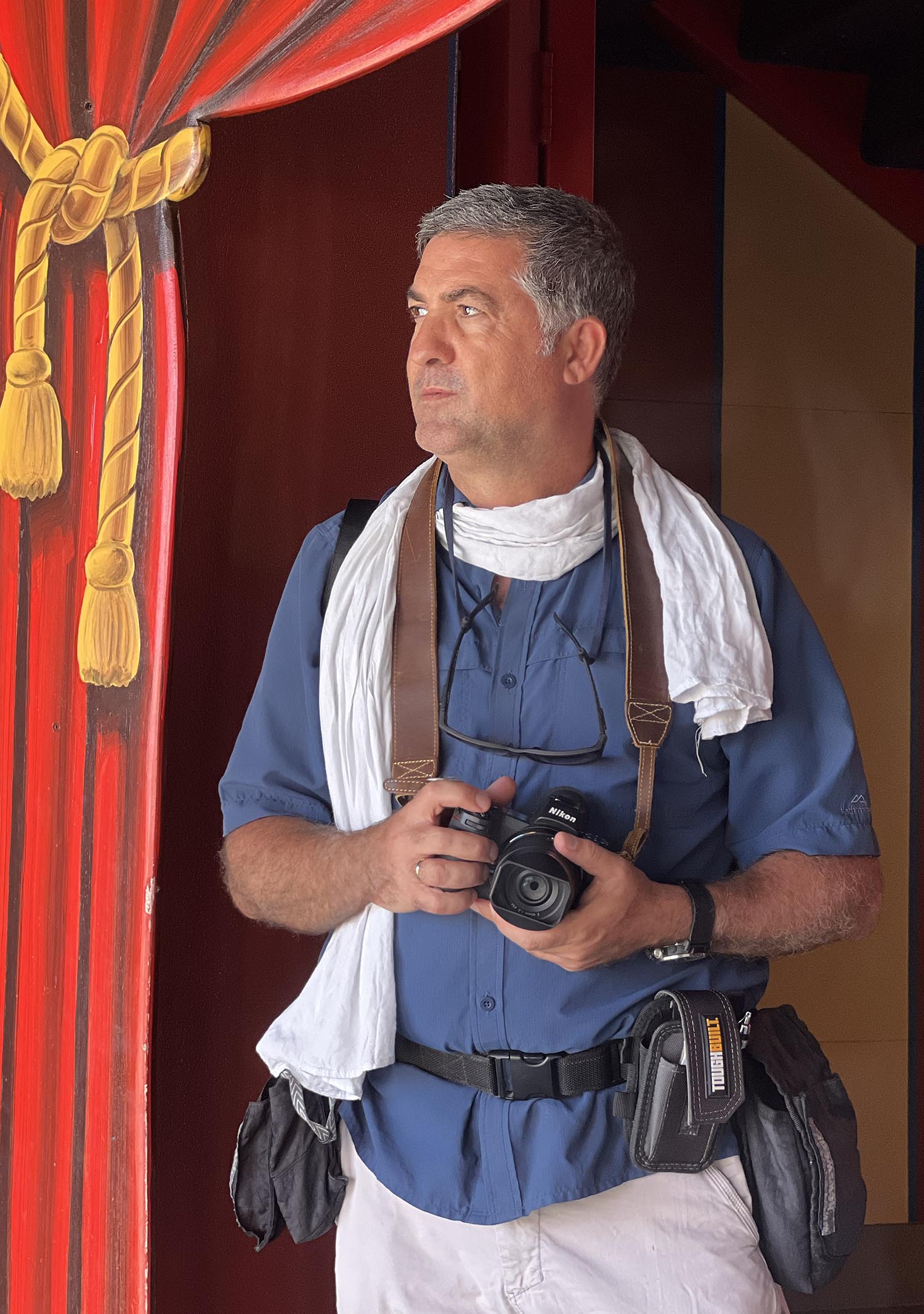 BIOGRAPHY – Documentary Travel Photographer – Rafael Ben Ari